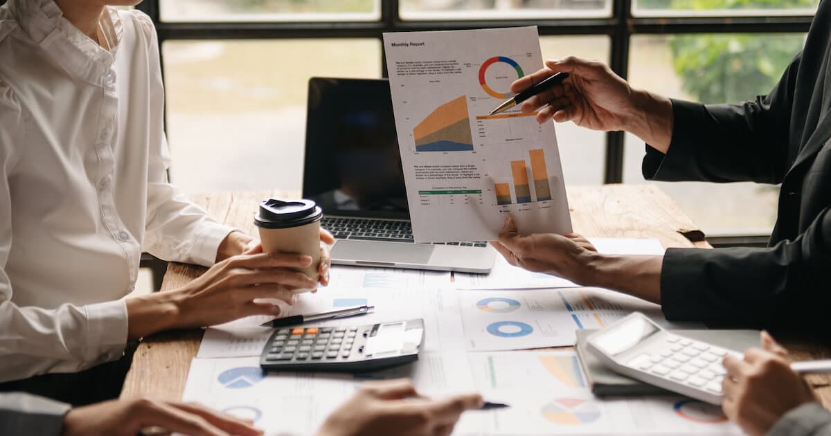 Making Sense of Mutual Fund Prices for Investors